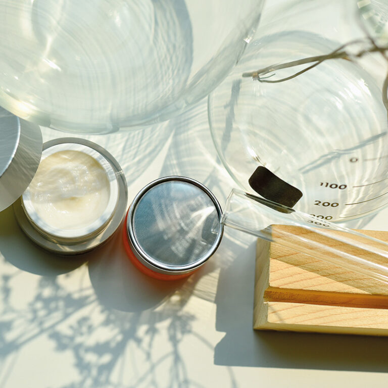 Labo Cos - Cosmétiques en développement et private label - Labo Cos